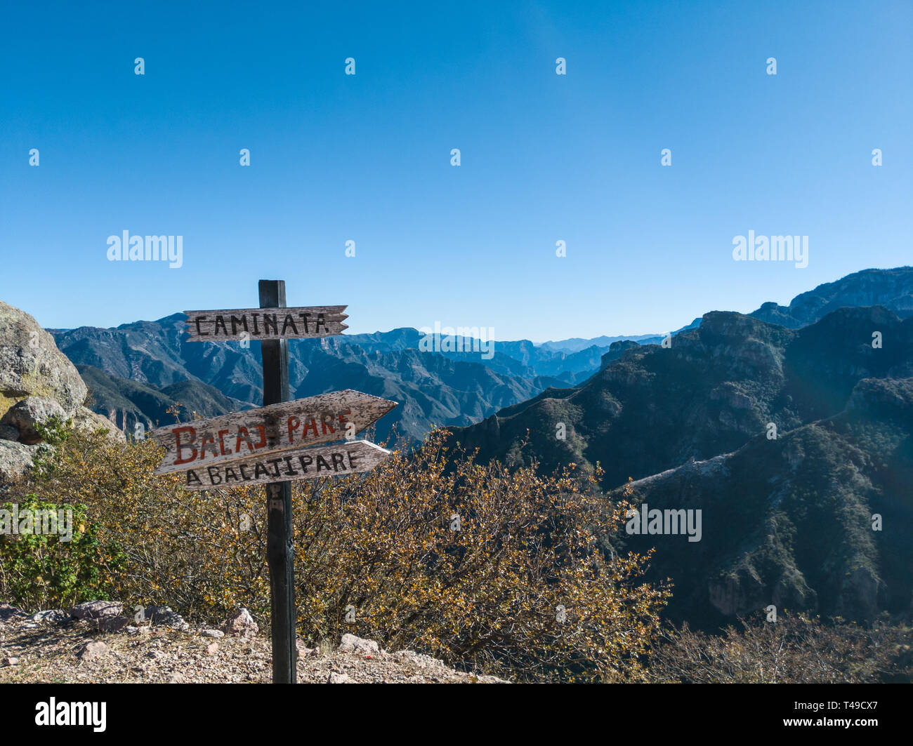 Copper canyon mexico hiking hi-res stock photography and images - Alamy