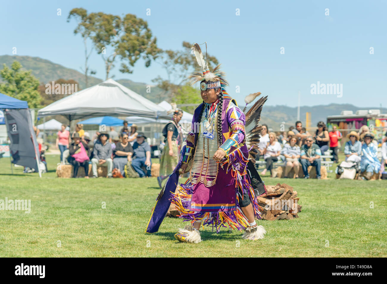 Chumash native indians hi-res stock photography and images - Alamy