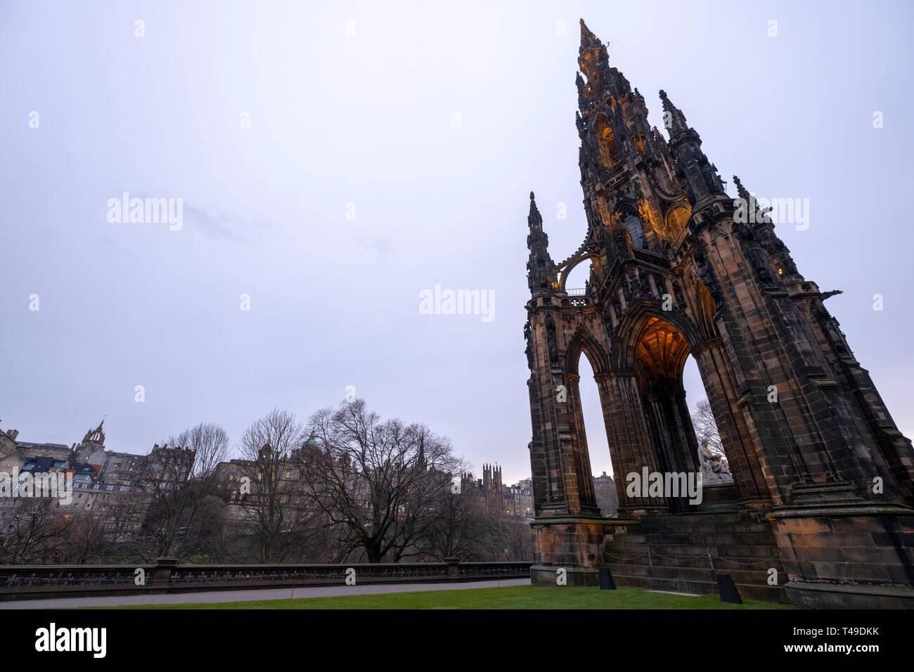 Scott Monument Edinburgh Sculpture High Resolution Stock Photography ...
