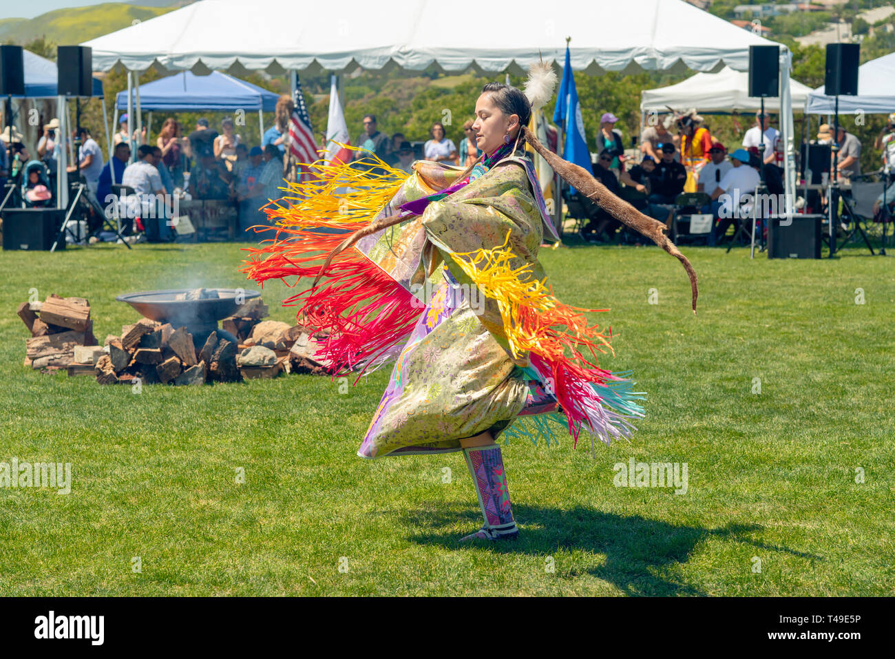 Indian jingle dress hi-res stock photography and images - Alamy