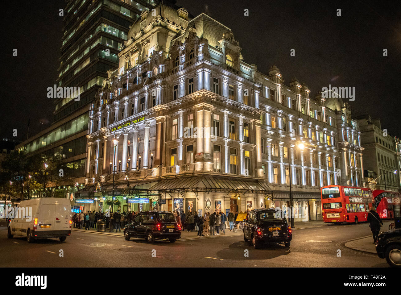 Piccadilly theater hi-res stock photography and images - Alamy