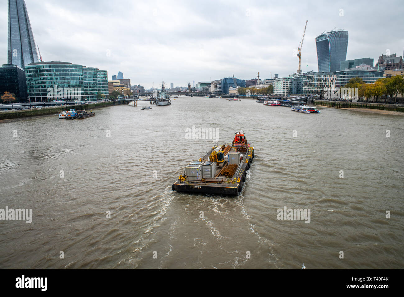 Work barge hi-res stock photography and images - Alamy