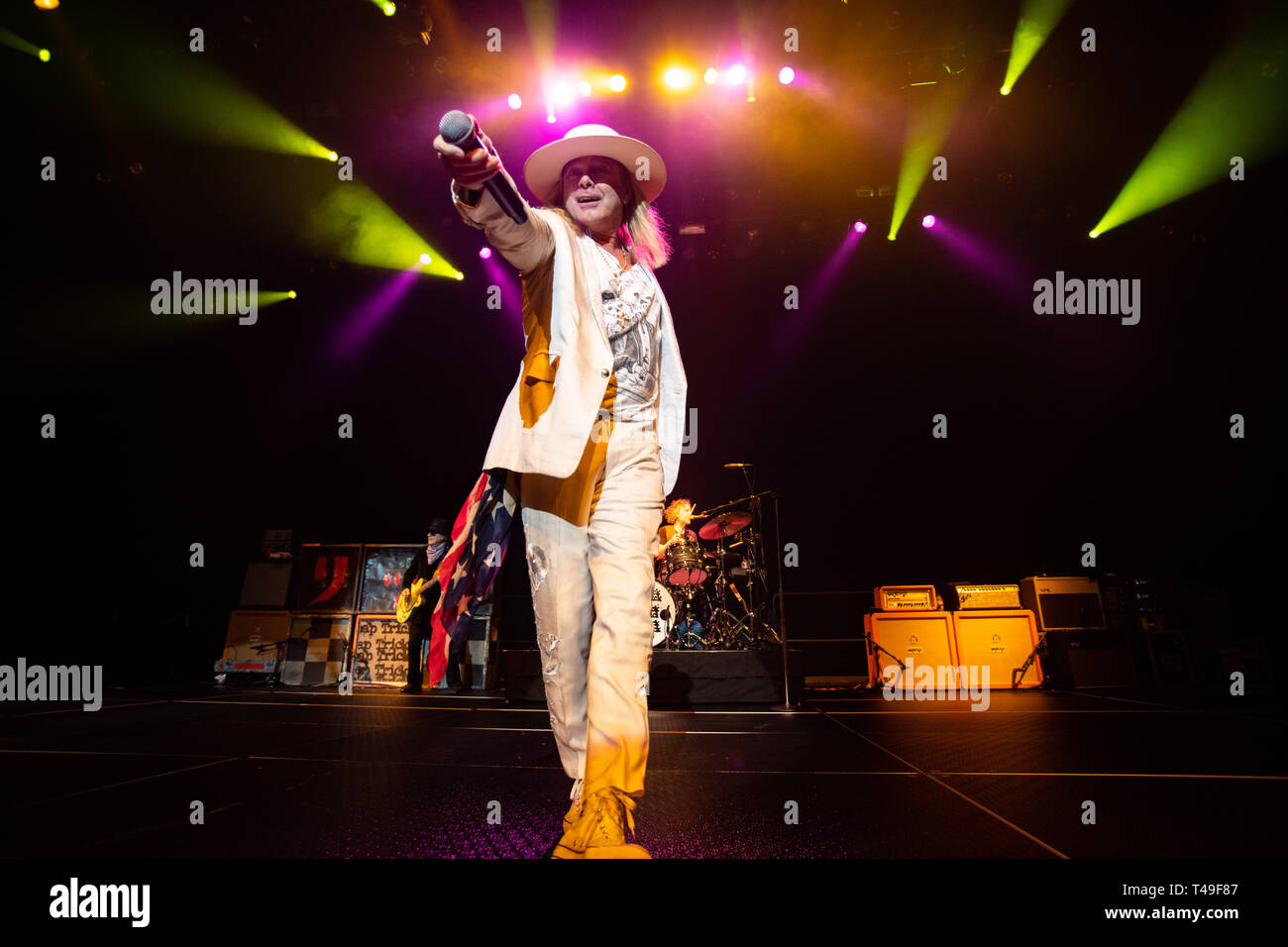 Robin zander cheap trick hi-res stock photography and images - Alamy