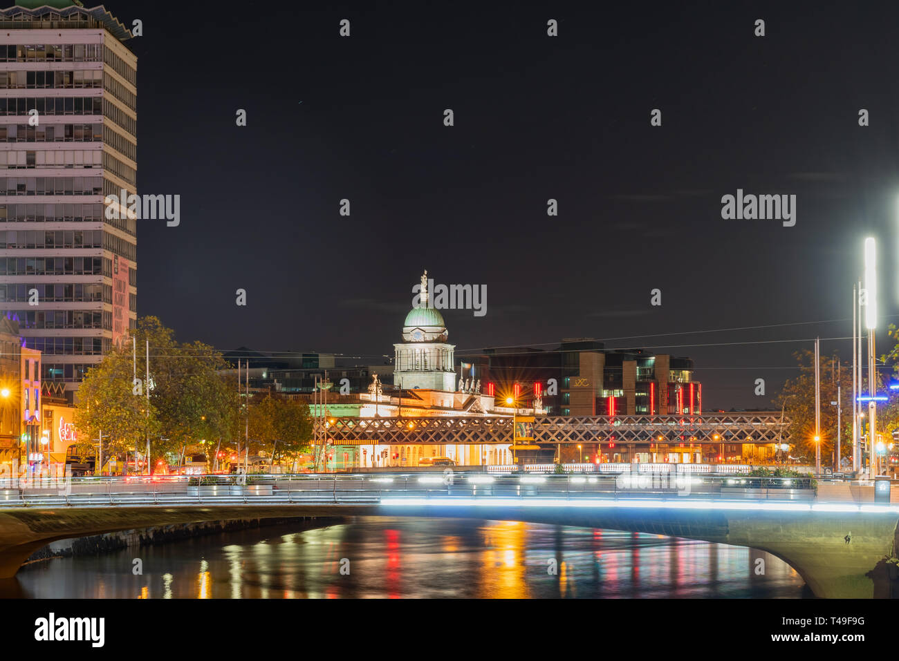 Famous landmark dublin hi-res stock photography and images - Alamy
