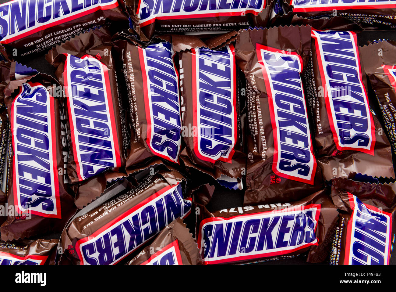 Fun size snickers hi-res stock photography and images - Alamy