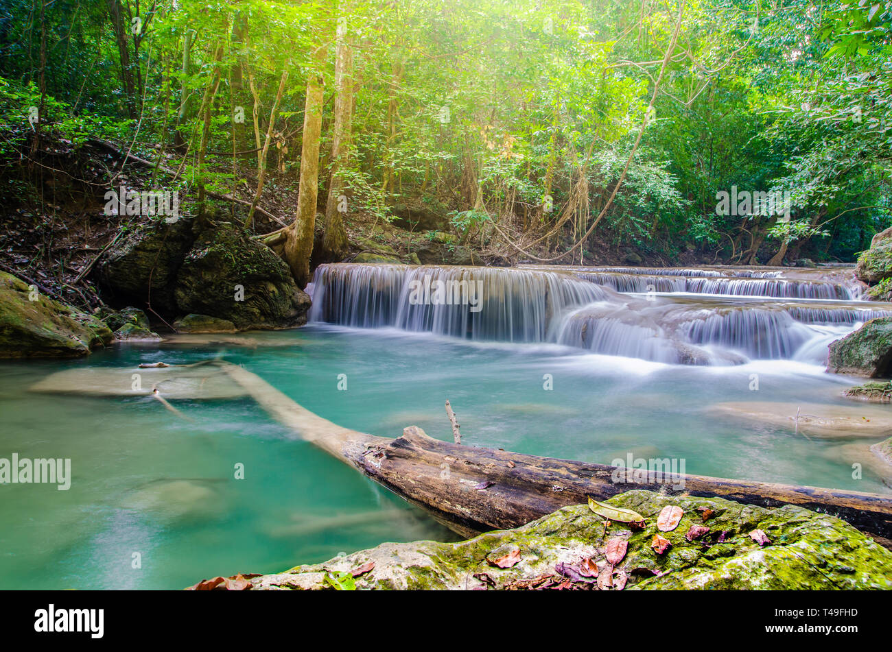 Wan lake hi-res stock photography and images - Alamy