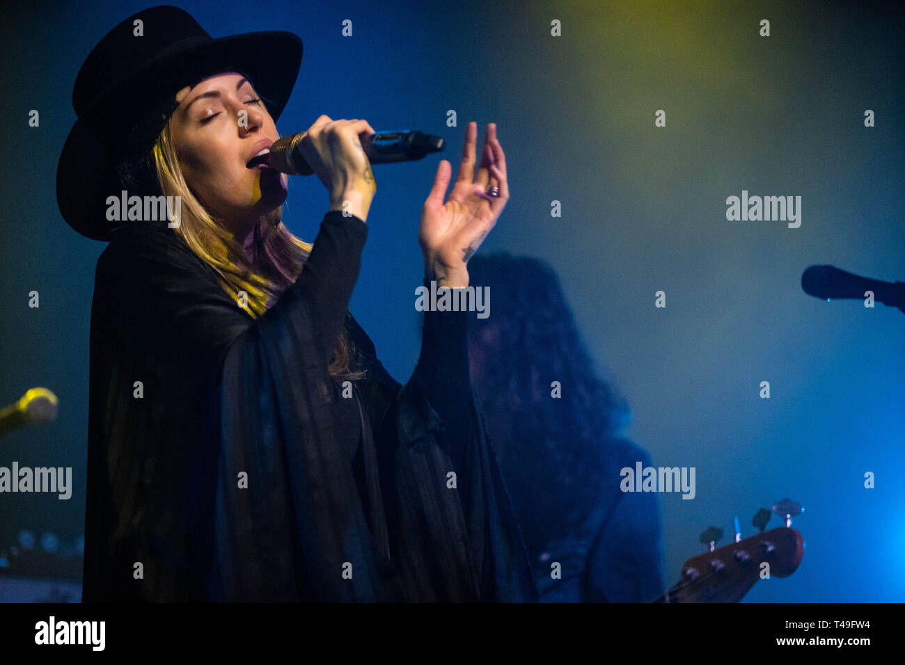 Dorothy Martin High Resolution Stock Photography and Images - Alamy