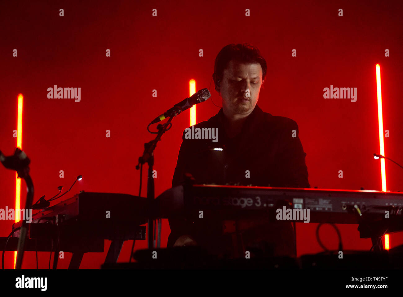 Paul banks singer hi-res stock photography and images - Alamy