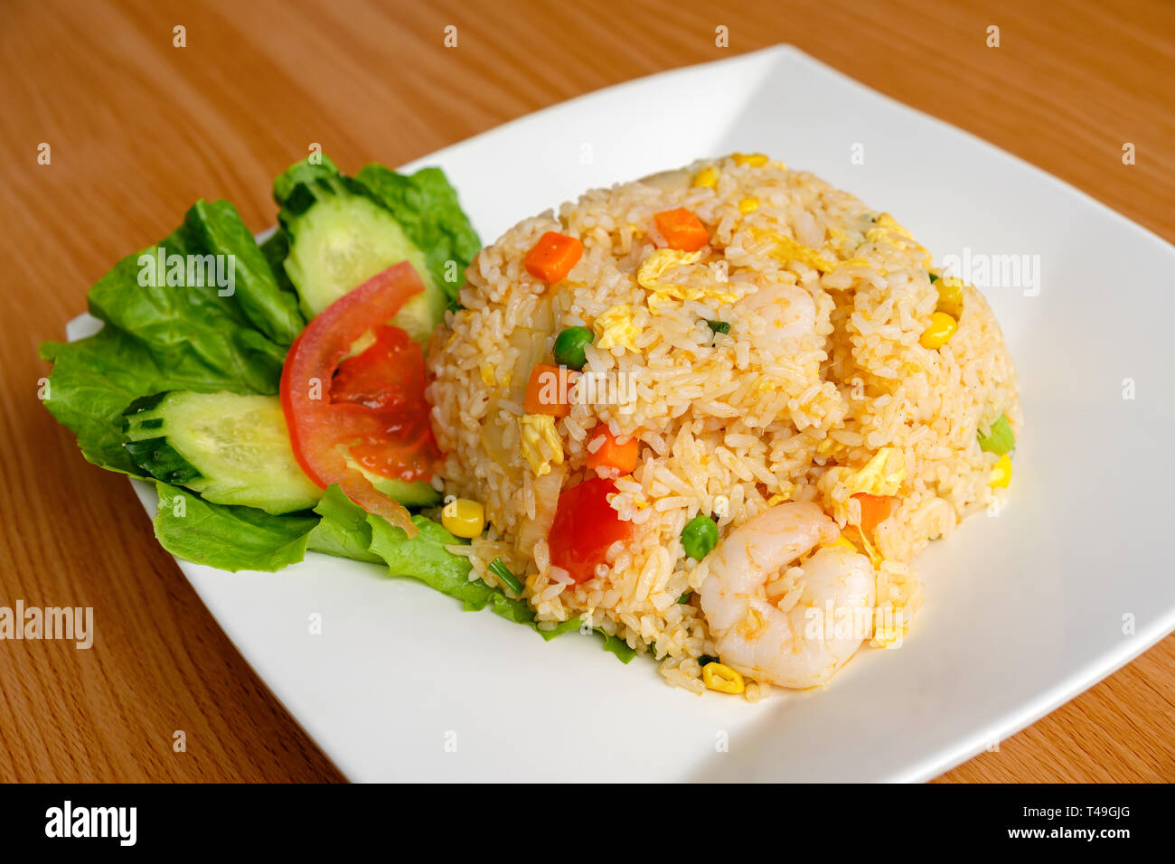 Thai fried rice with seafood Stock Photo - Alamy
