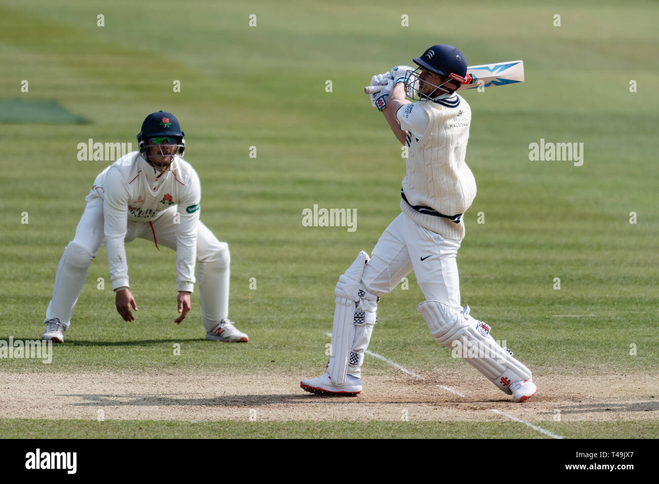 Umpire finger hi-res stock photography and images - Alamy