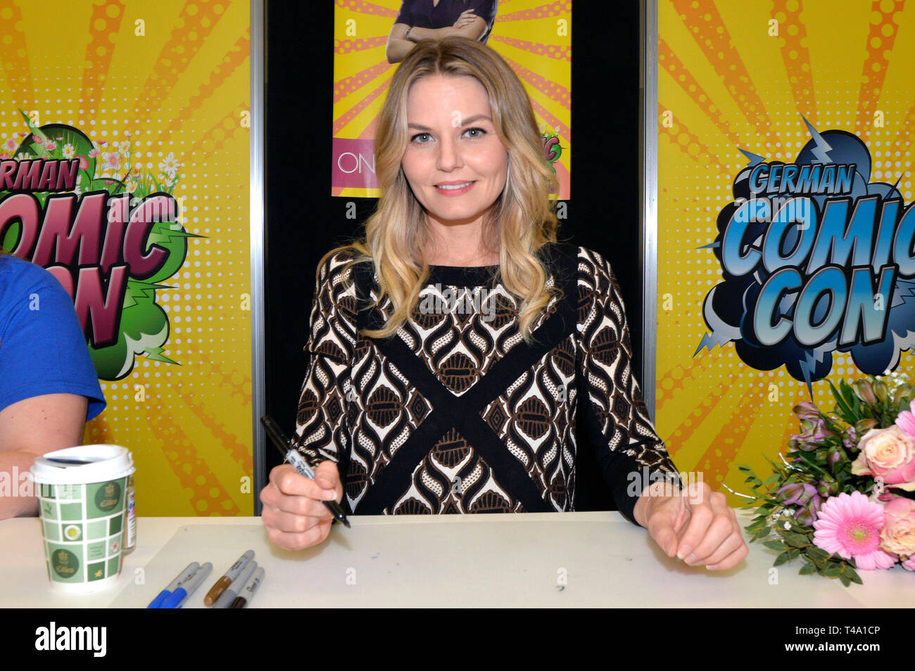 Emma swan hi-res stock photography and images - Alamy