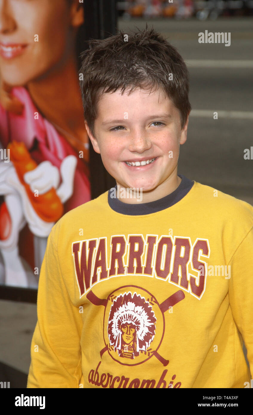 Josh hutcherson 2003 looney tunes hi-res stock photography and images ...