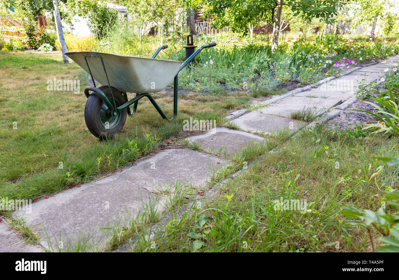 Wheelbarrow Passes High Resolution Stock Photography and Images - Alamy