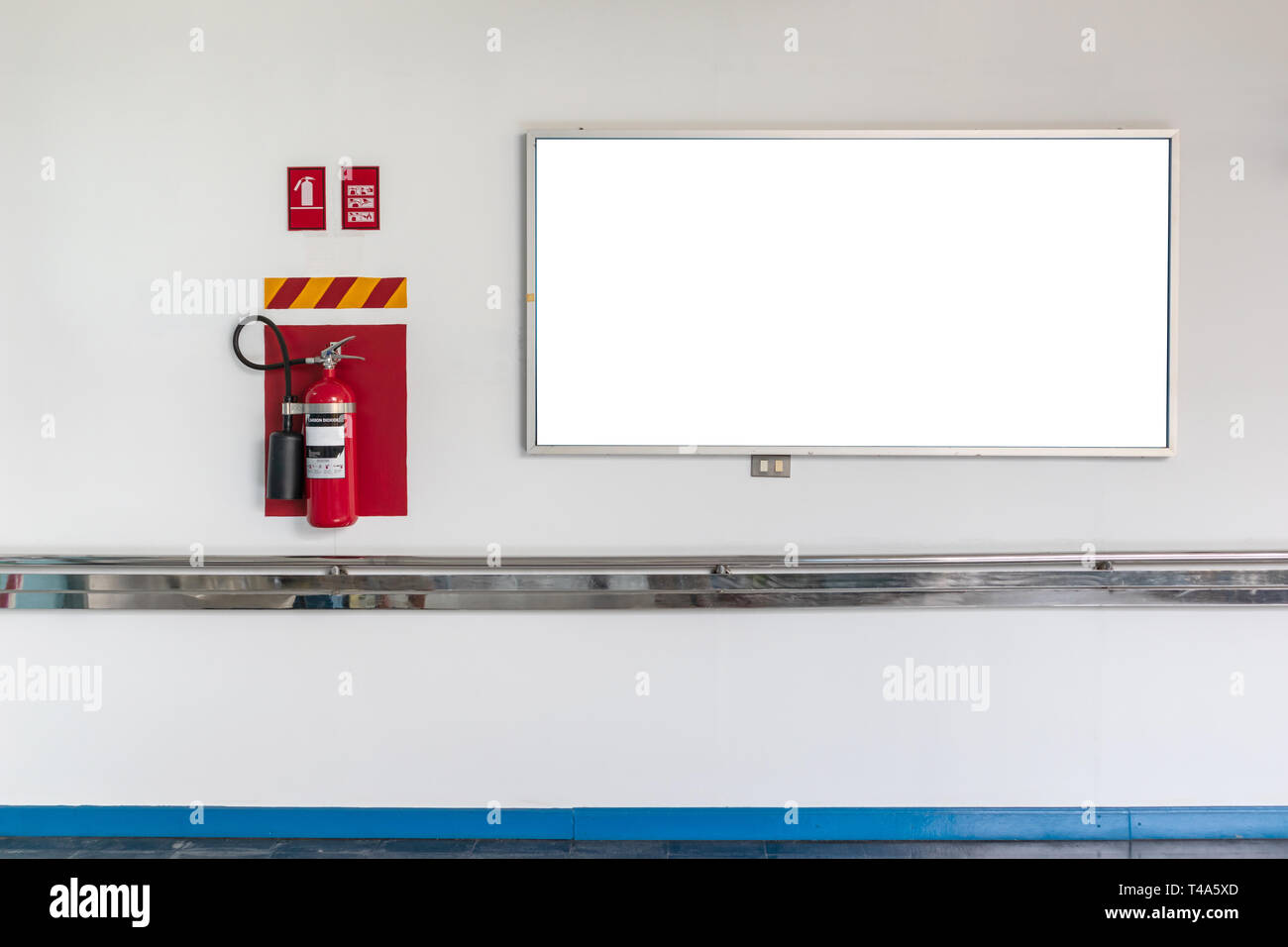 Hospital fire extinguisher hi-res stock photography and images - Alamy