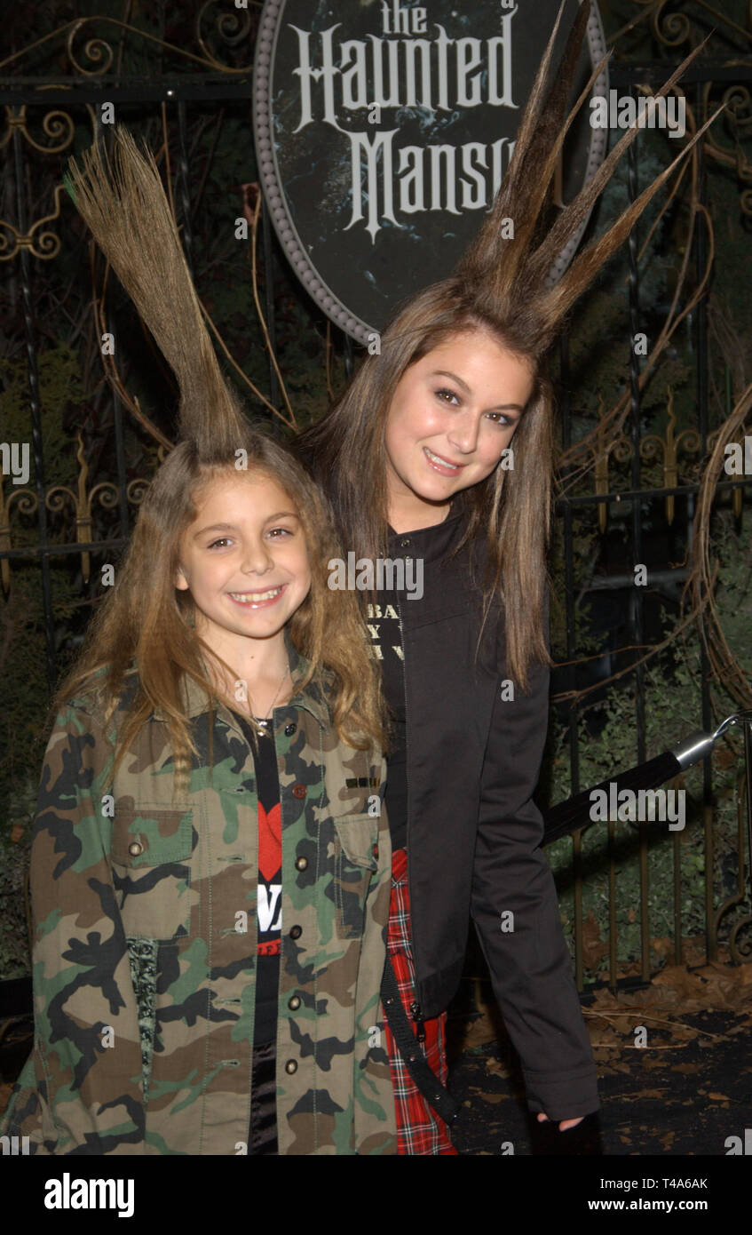LOS ANGELES, CA. November 23, 2003: ALEXA VEGA (right) & sister ...