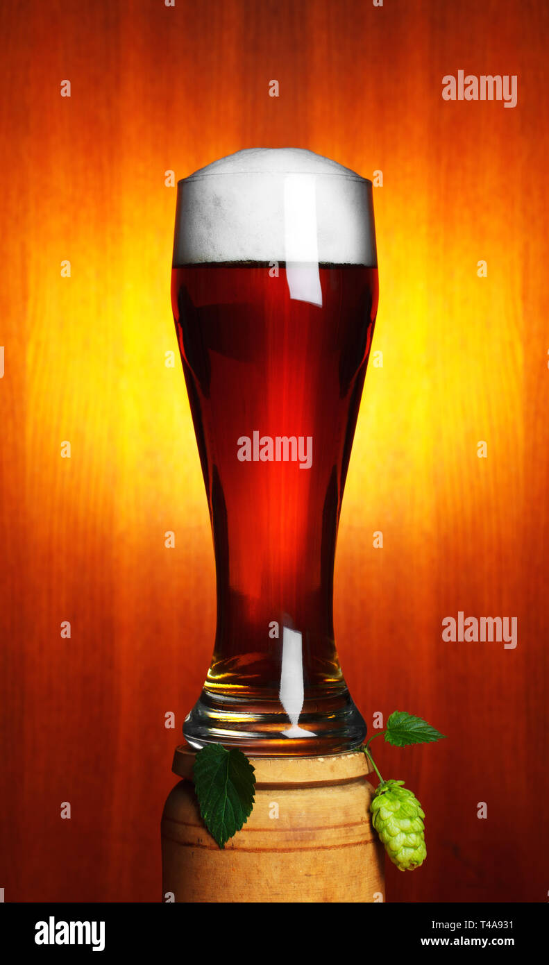 Golden single hop hi-res stock photography and images - Alamy