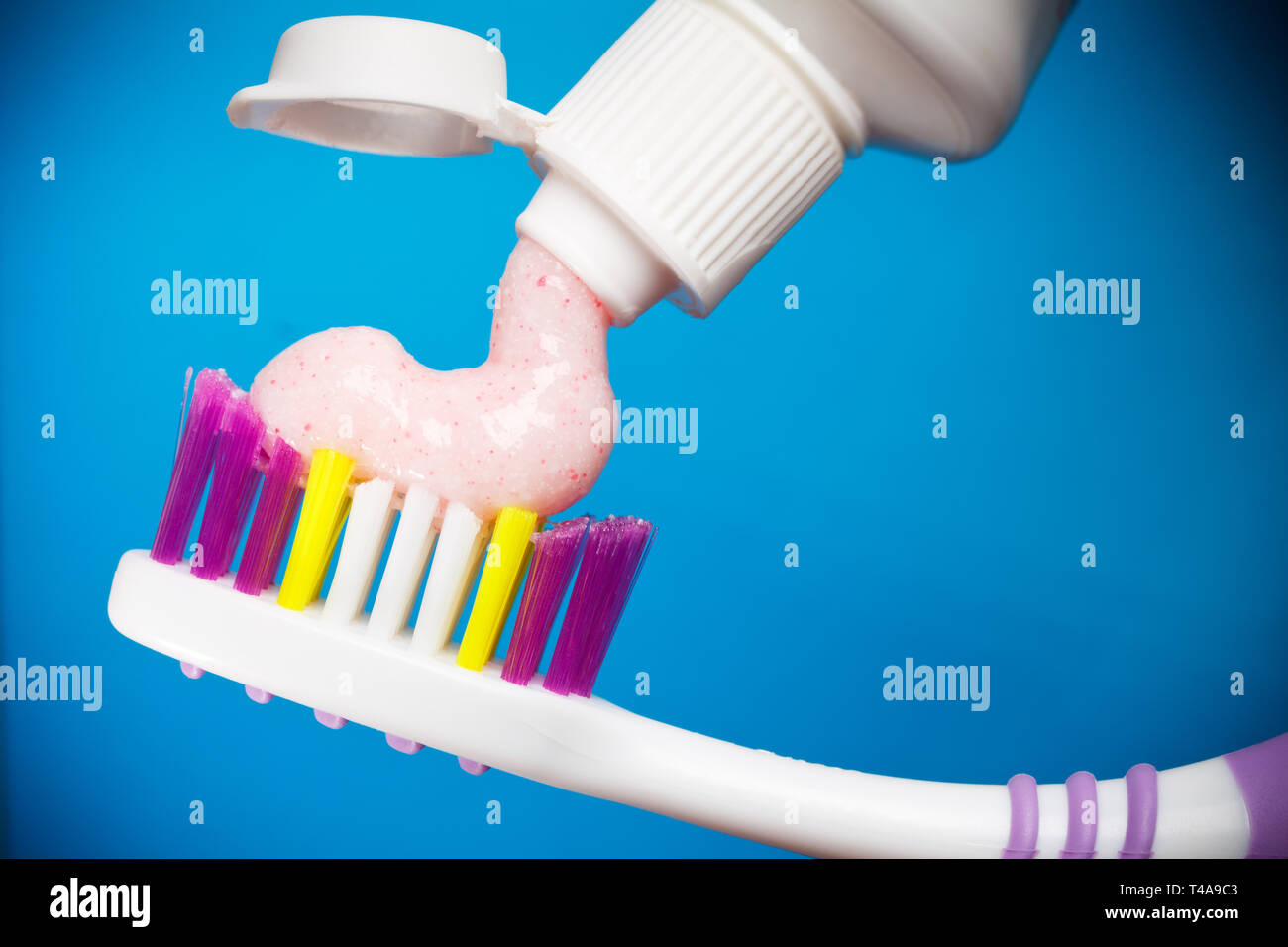 Toothbrush and toothpaste Stock Photo - Alamy