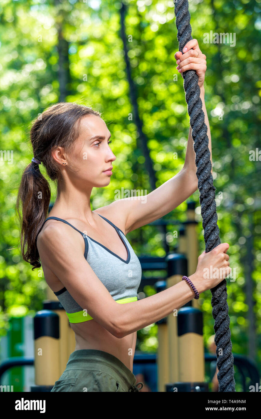 Shooting simulator training hi-res stock photography and images - Alamy