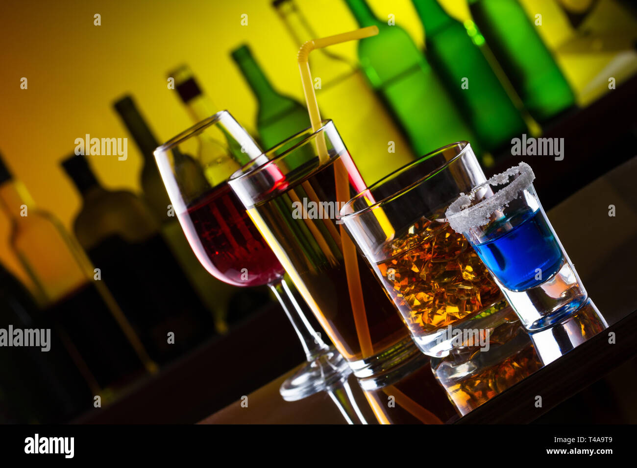 Set different alcoholic drinks cocktails hi-res stock photography and ...