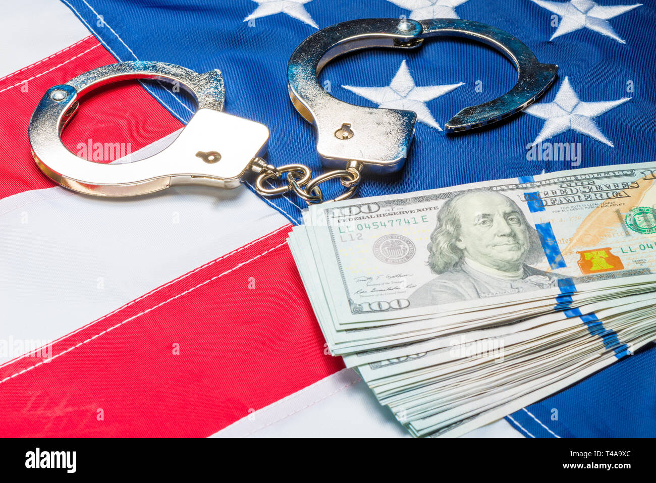 Dollar sign paper chain hi-res stock photography and images - Alamy