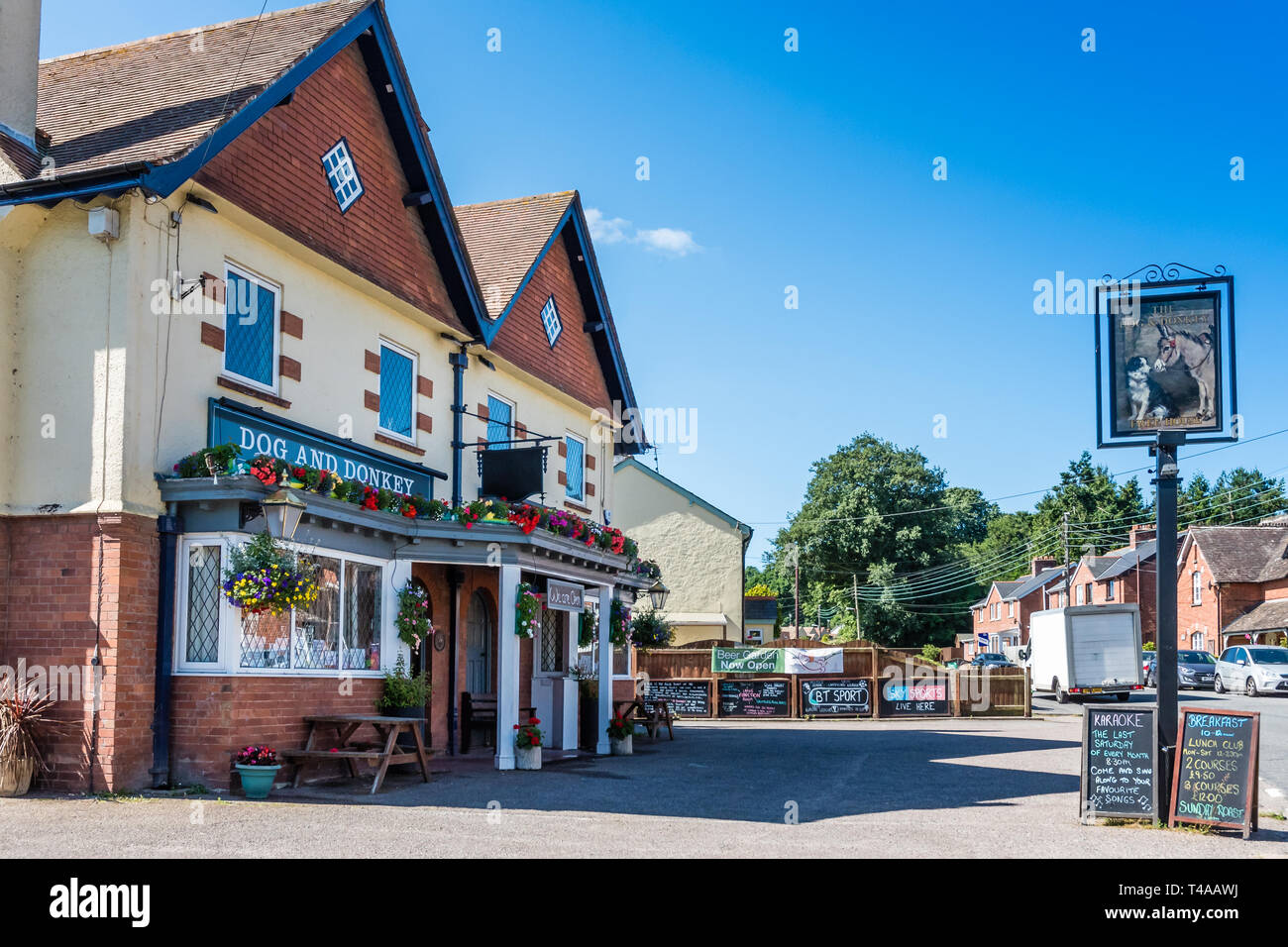 Knowle Village High Resolution Stock Photography and Images - Alamy