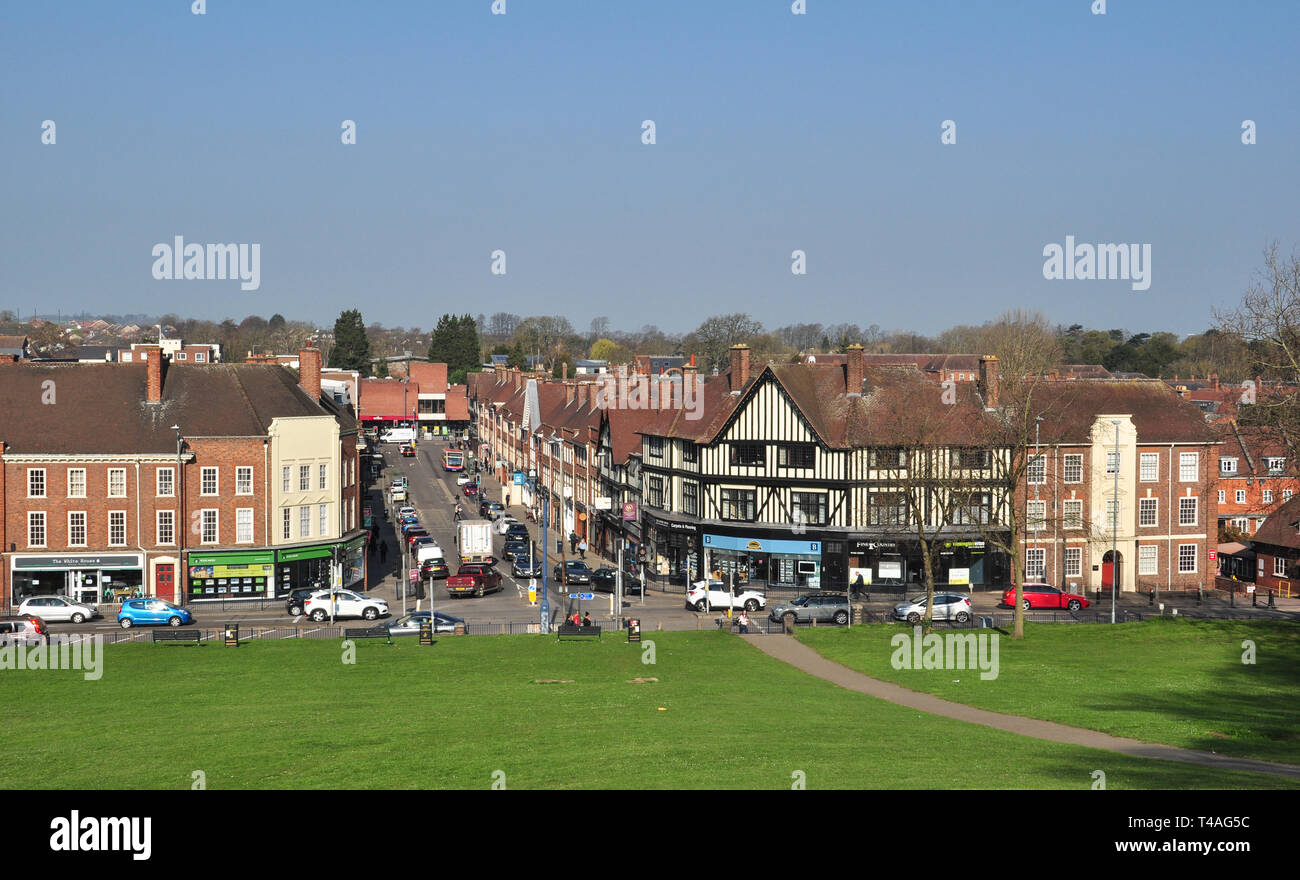 Hermitage Road and Queen Street junction with traffic, viewed from ...