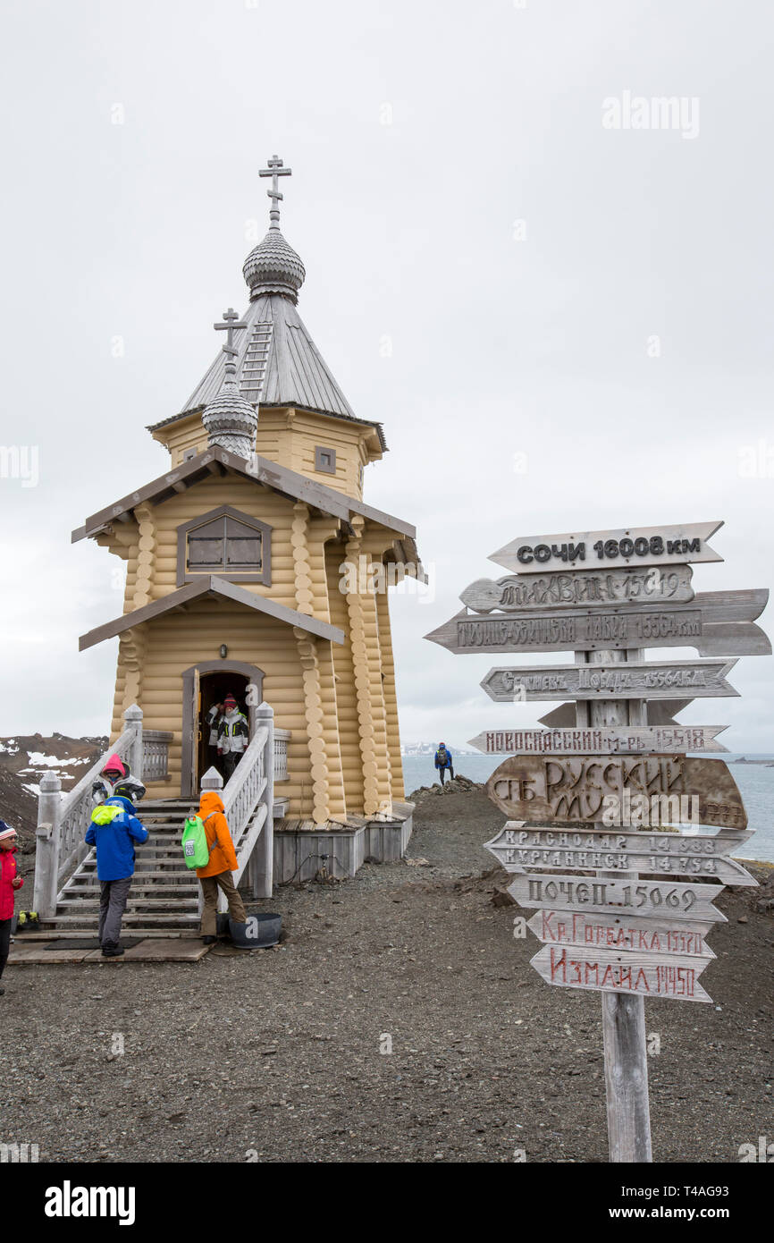 Russian station antarctica hi-res stock photography and images - Alamy
