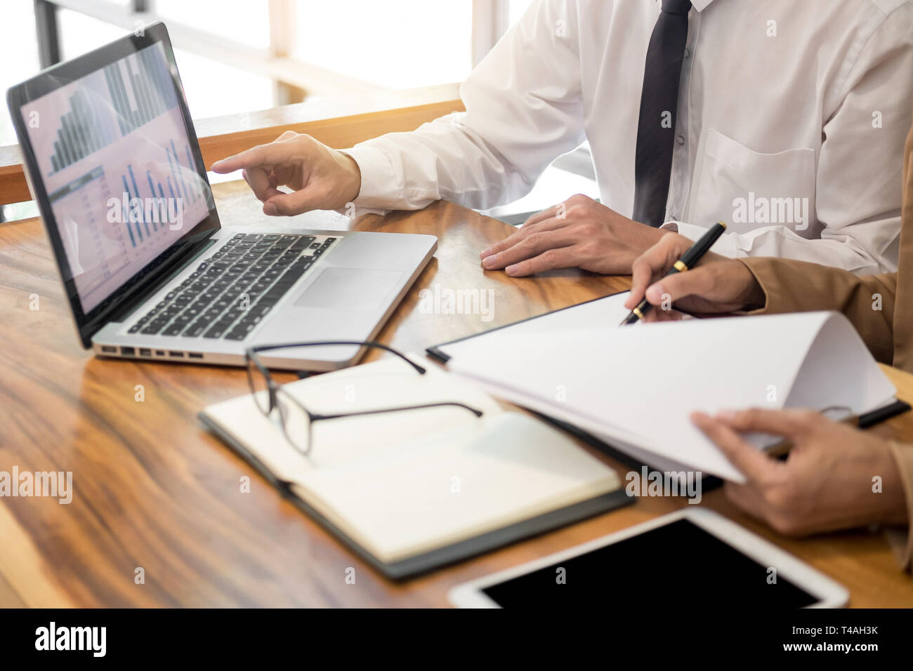 Teamwork Startup Project Planning making great discussion team Meeting ...