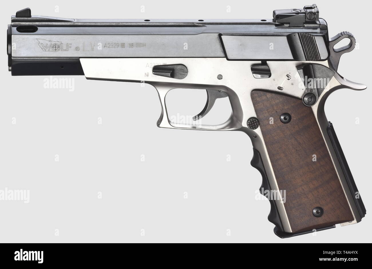 Wolf gun hi-res stock photography and images - Alamy