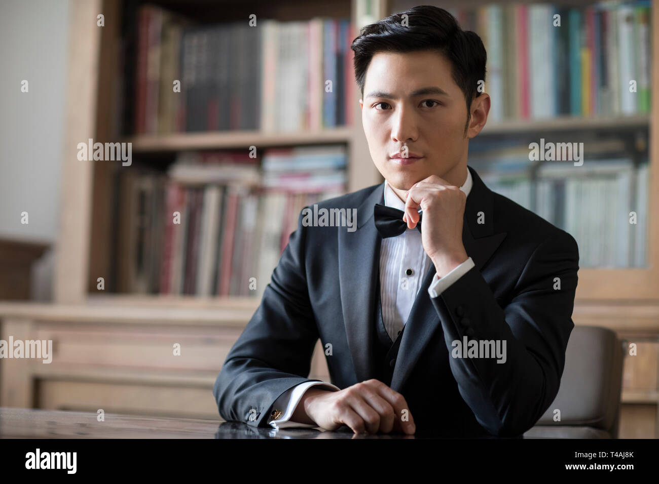 Chinese Nobleman High Resolution Stock Photography and Images - Alamy