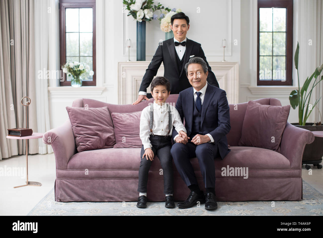 Portrait happy noble family hi-res stock photography and images - Alamy