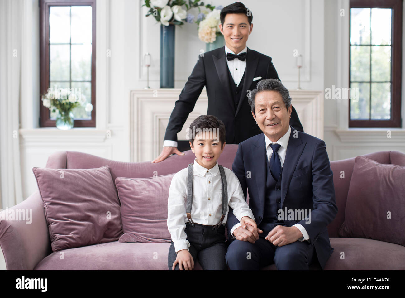 Portrait of happy noble family Stock Photo - Alamy
