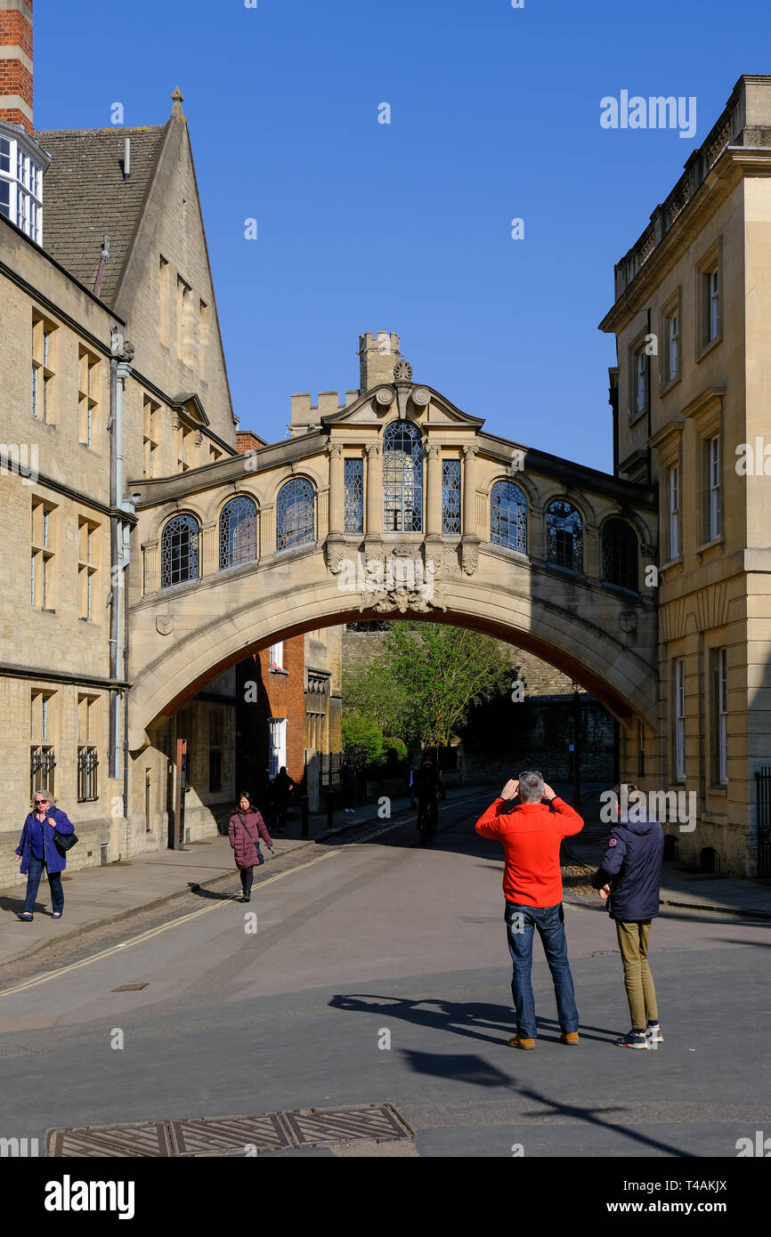 Hertford Bridge in Oxford which is better known as The Bridge of Sighs ...