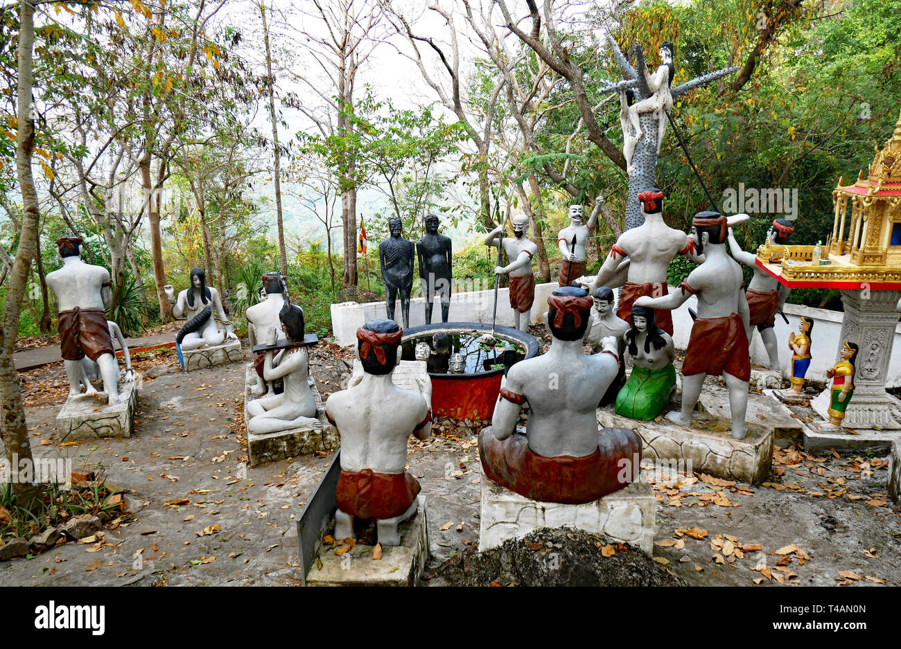Hindu buddhist sculptures hi-res stock photography and images - Alamy