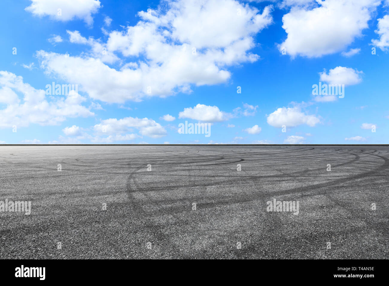 Ground to horizon hi-res stock photography and images - Alamy