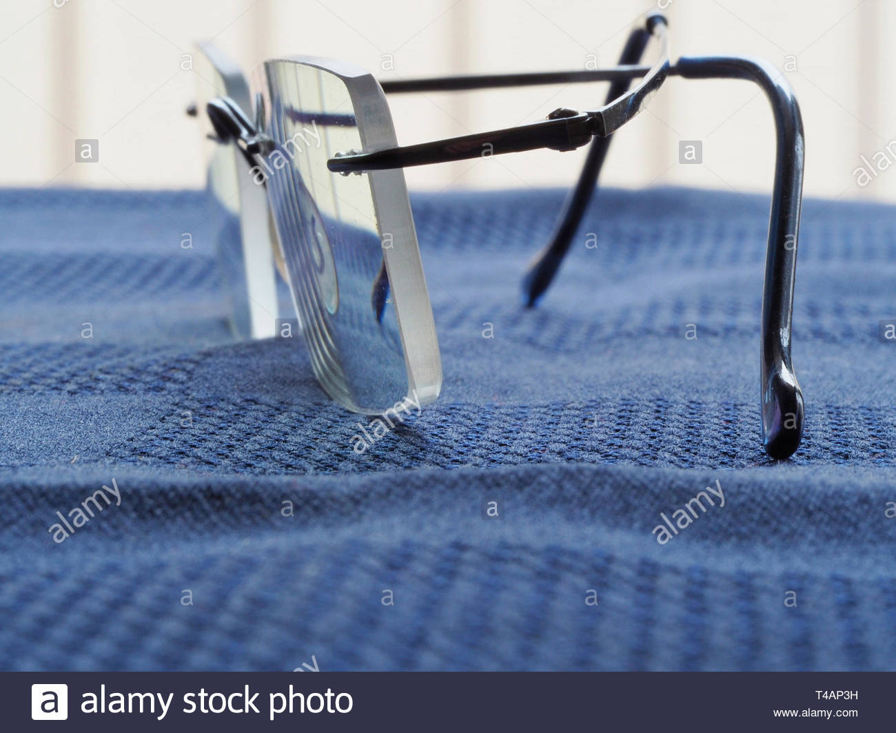 Myopic Stock Photos & Myopic Stock Images - Alamy