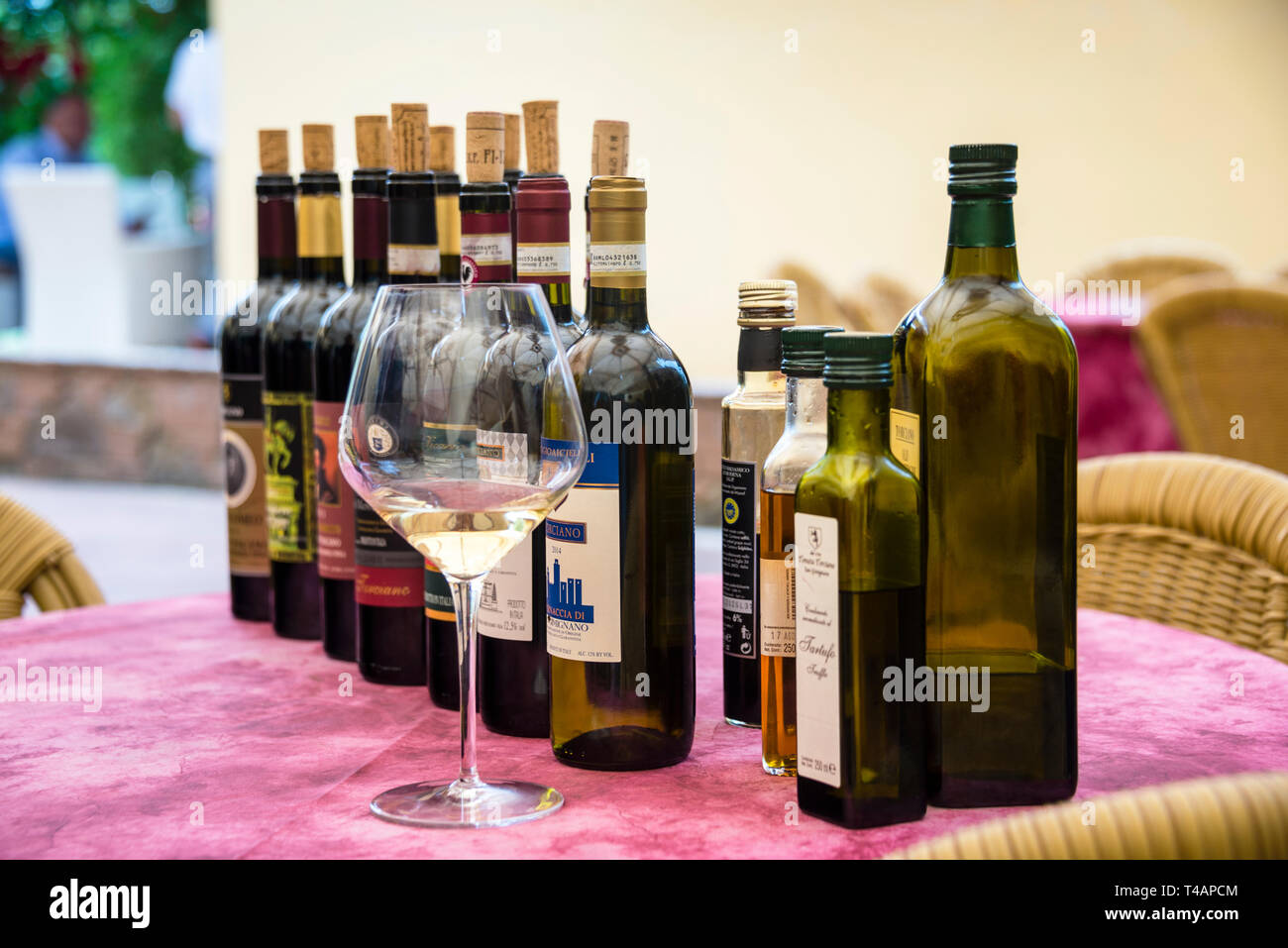 Classico oil hi-res stock photography and images - Alamy