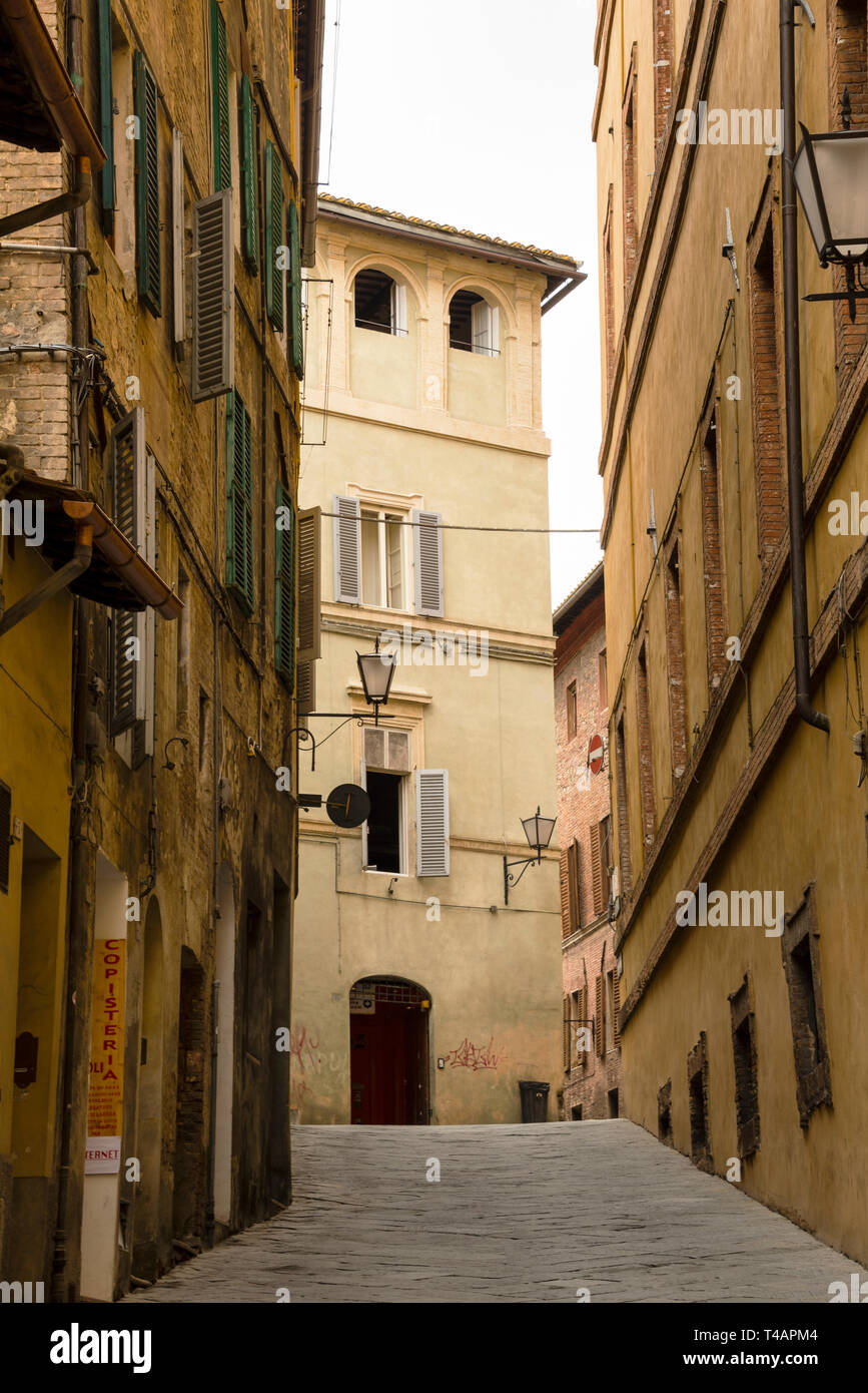 Medieval Romanesque architecture in Siena, Italy Stock Photo - Alamy