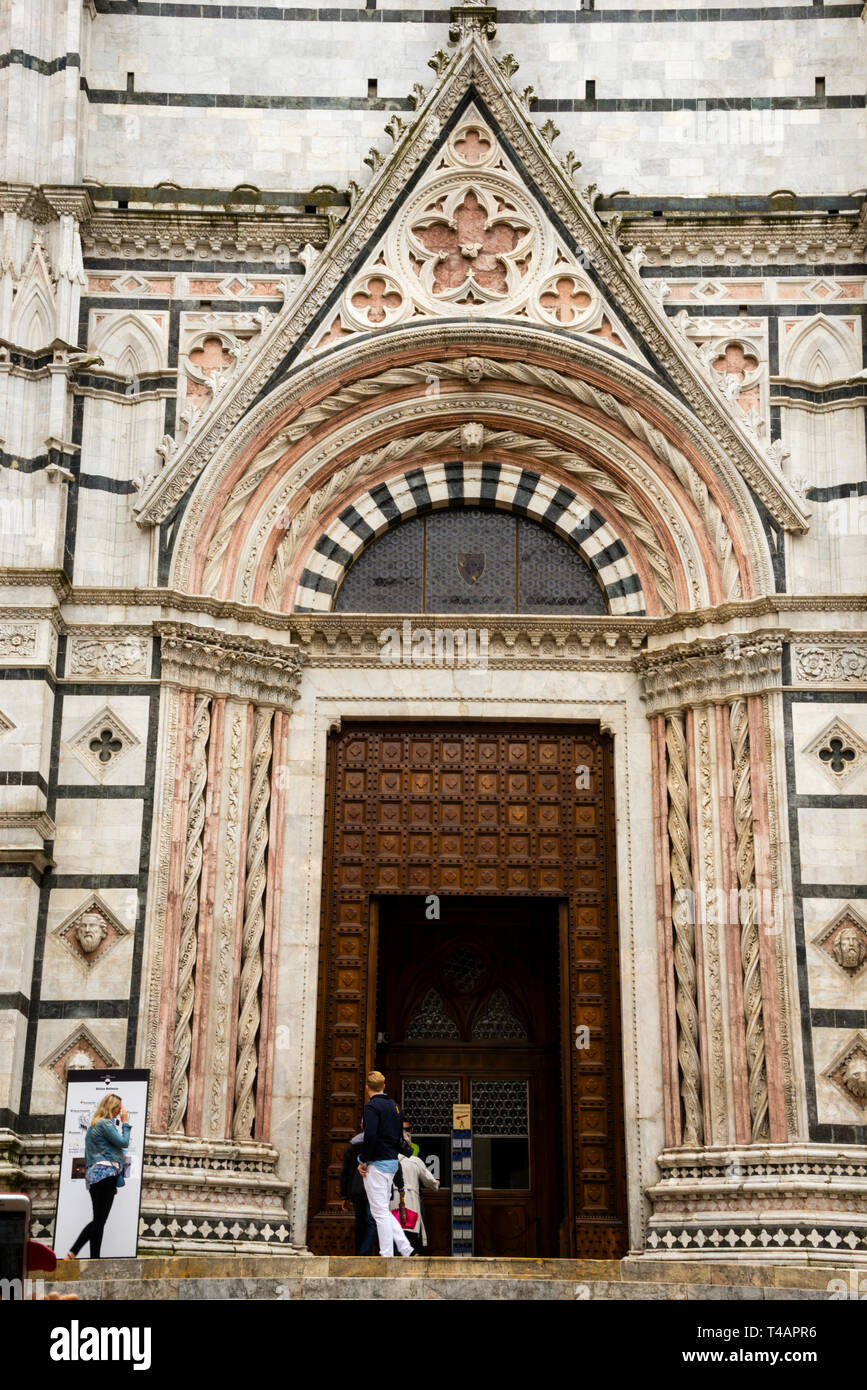 Provience of siena hi-res stock photography and images - Alamy
