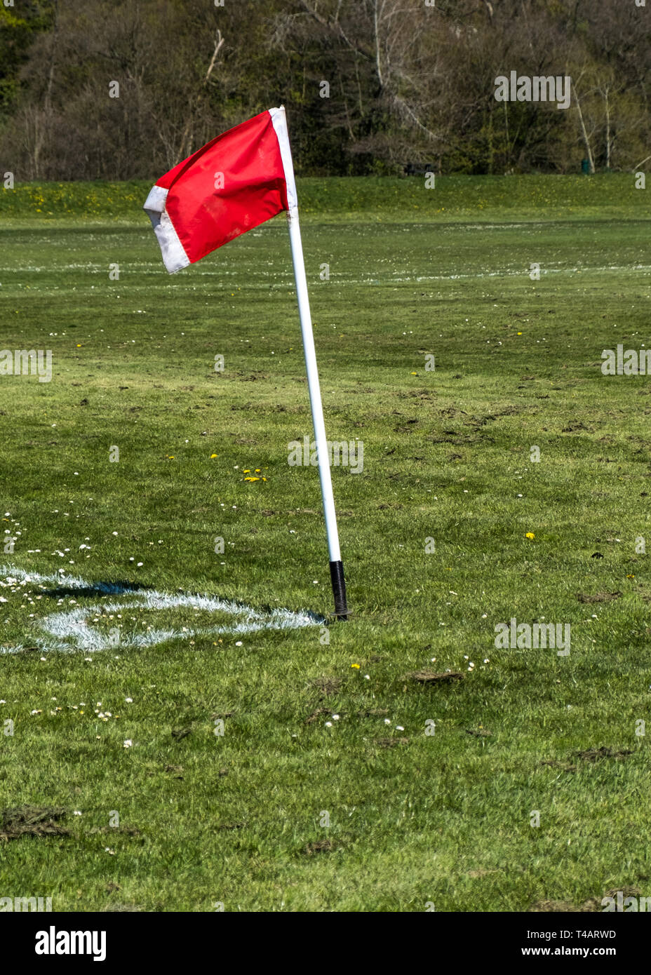 Corner flag and goal pitch hi-res stock photography and images - Alamy