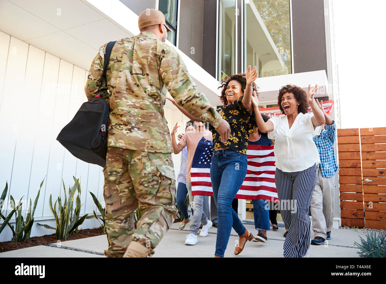 Back view of man with american flag hi-res stock photography and images ...