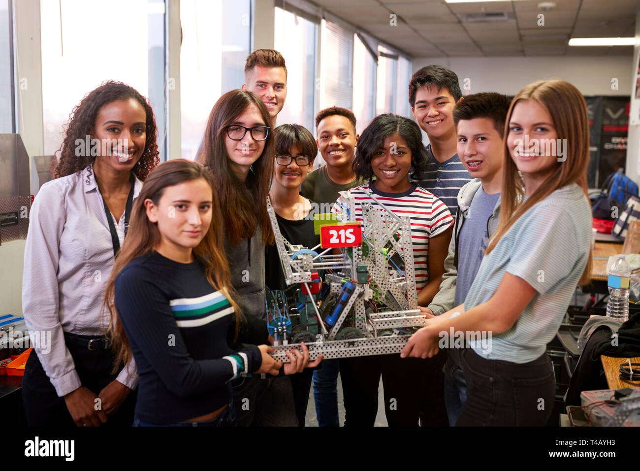 Black female student in stem class hi-res stock photography and images ...