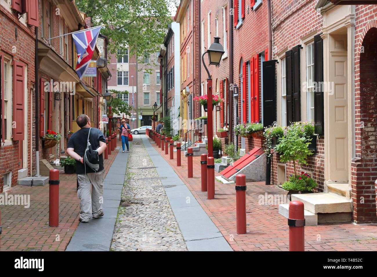 PHILADELPHIA, USA - JUNE 11, 2013: People visit Elfreth's Alley in ...