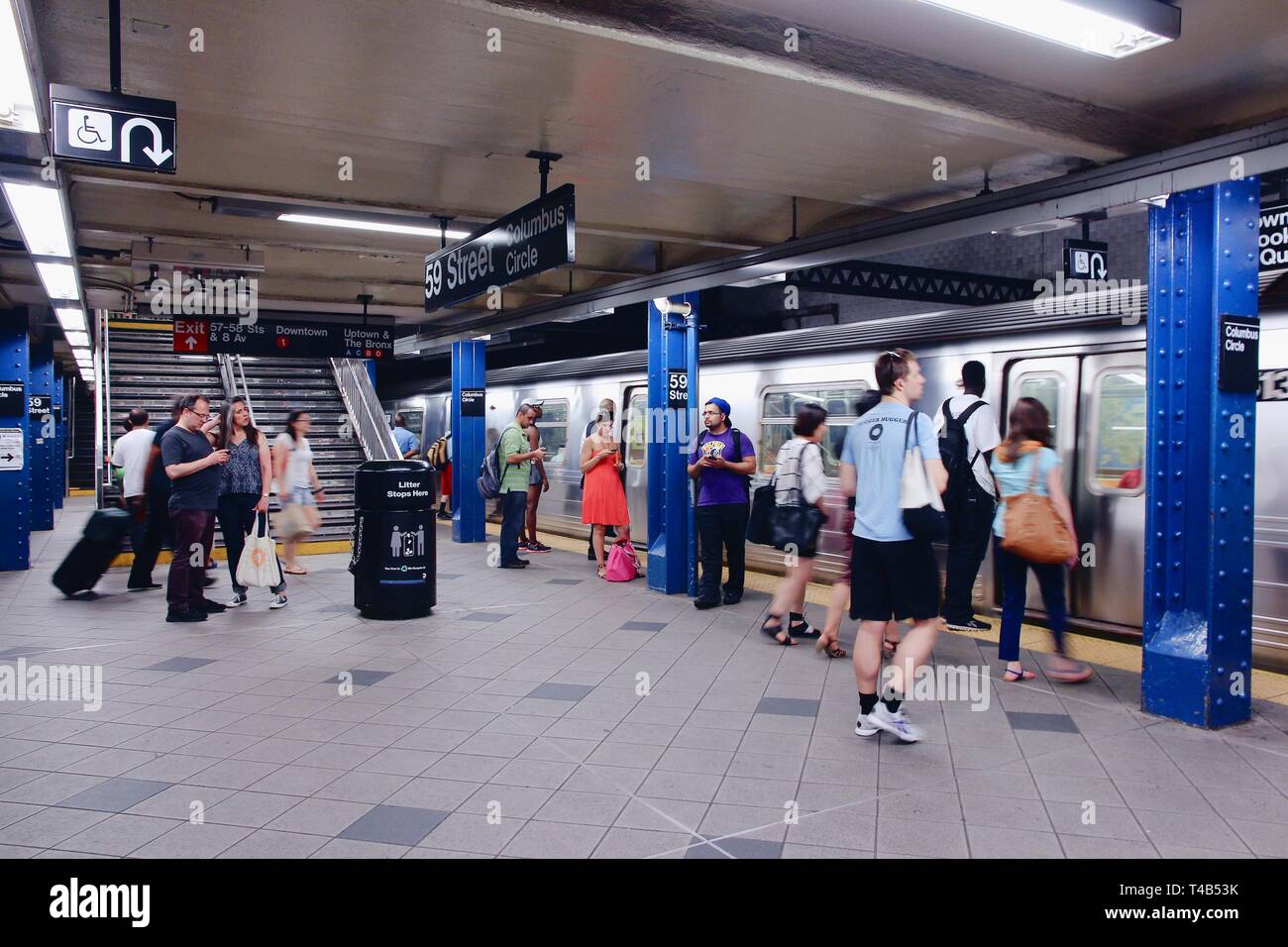 Mta metro north railroad hi-res stock photography and images - Alamy
