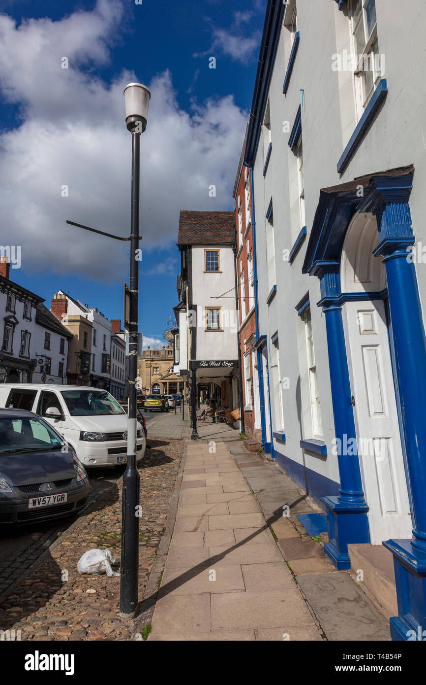 Attractive housing on Broad Street, Ludlow, Shropshire, UK Stock Photo ...