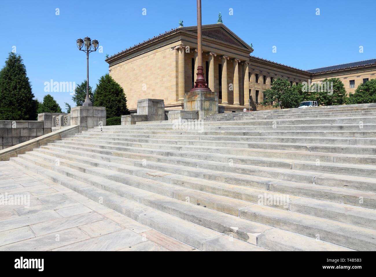 Rocky steps philadelphia museum hi-res stock photography and images - Alamy