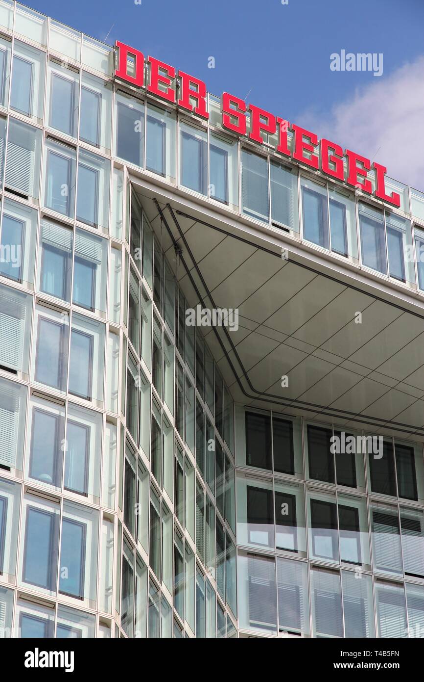 Magazine office headquarters hi-res stock photography and images - Alamy