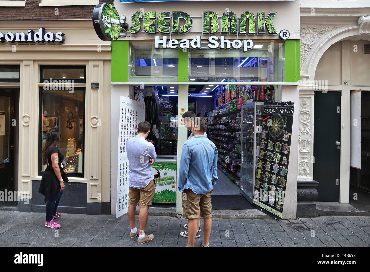 Cannabis Store Amsterdam Stock Photos & Cannabis Store Amsterdam Stock ...