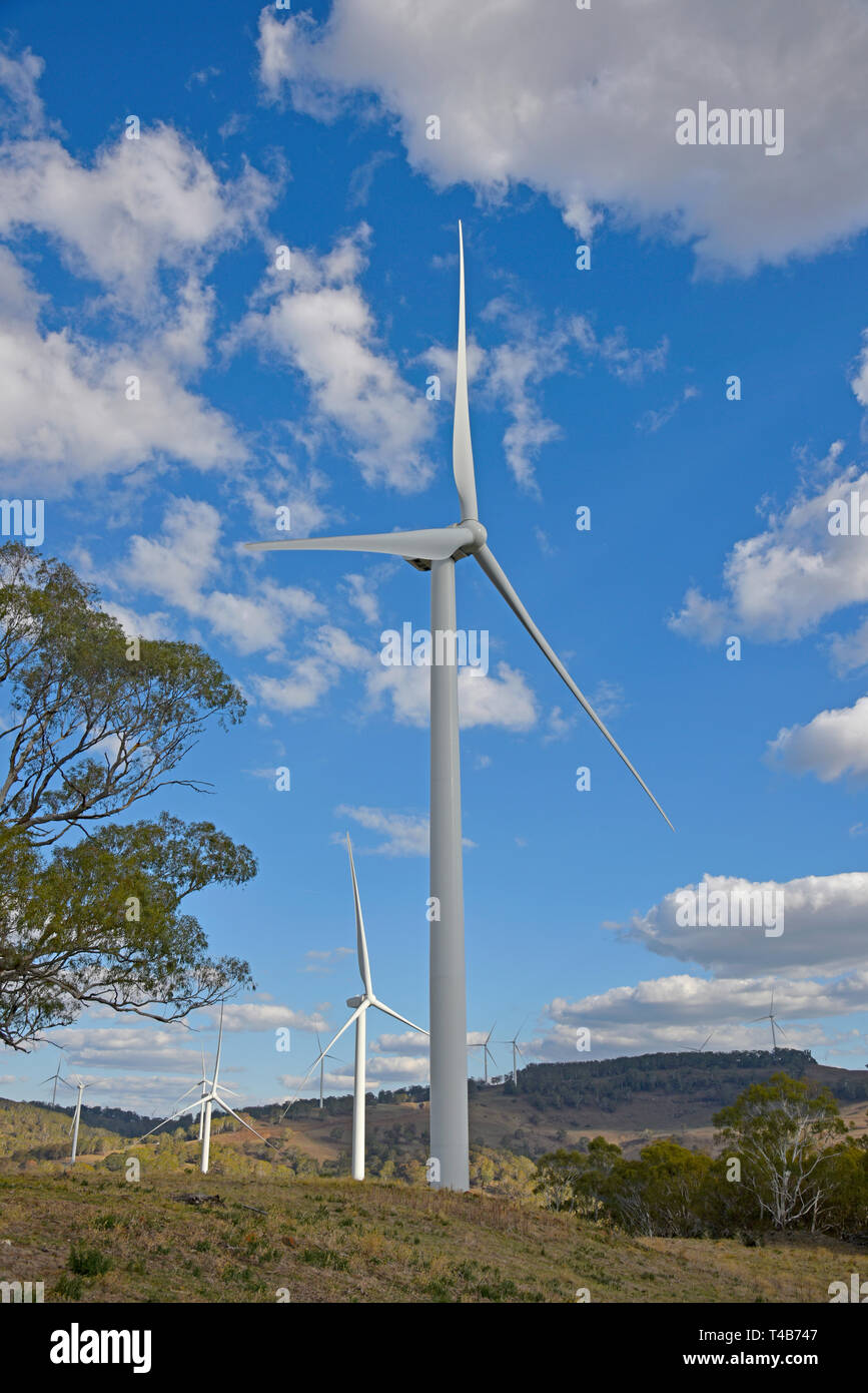 Wind farm wales onshore hi-res stock photography and images - Alamy