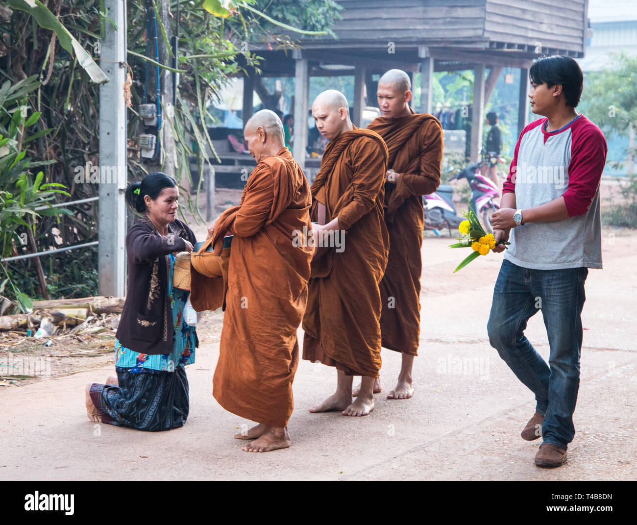 Isan people hi-res stock photography and images - Alamy